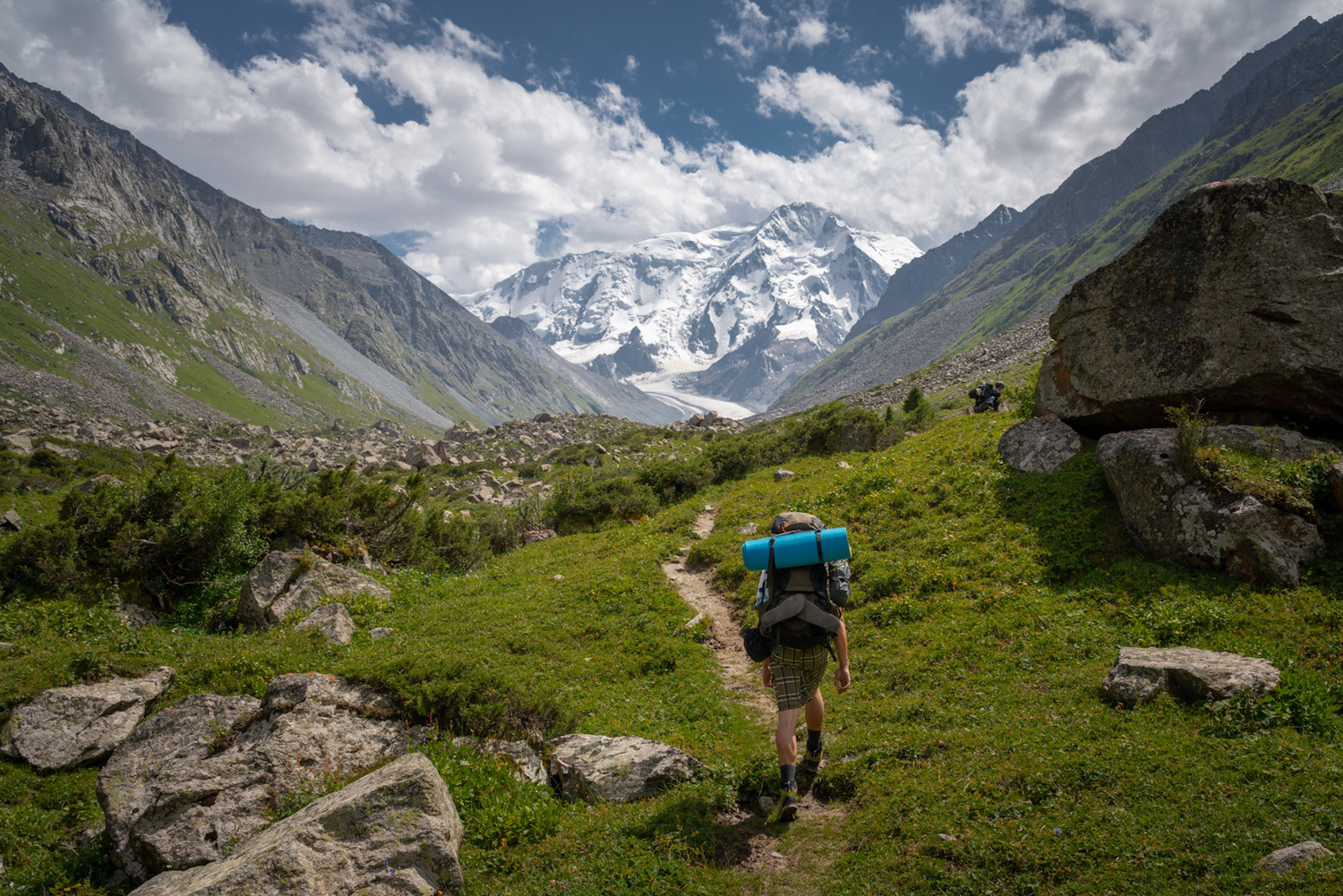 Radial trekking in Karakol valley | VisitKarakol.com